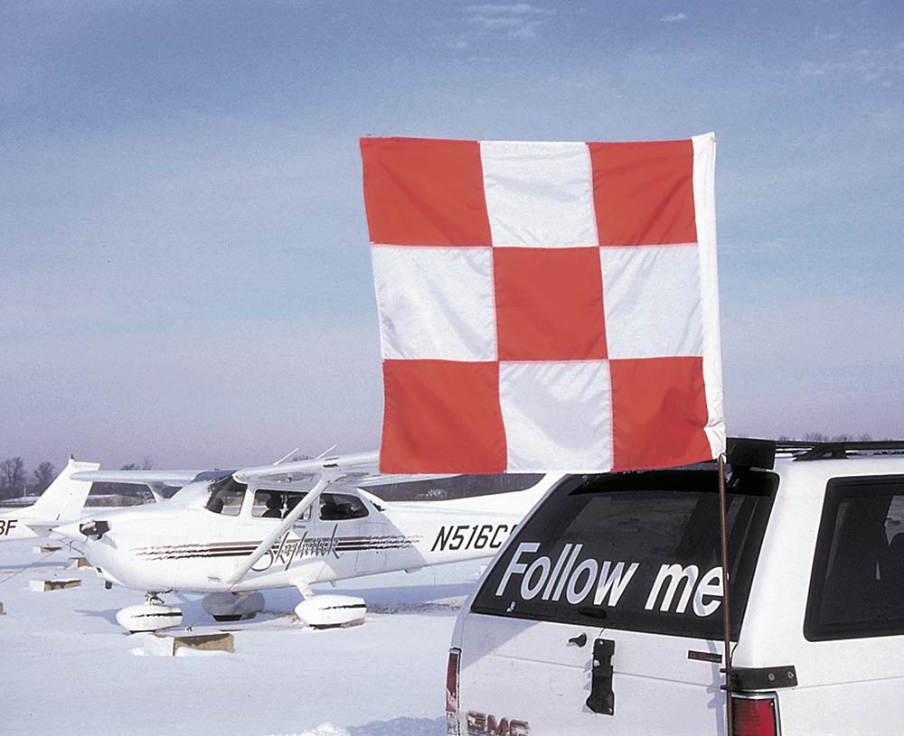 Aviation Items I Should NOT Be Allowed To Buy | Tales from the Terminal